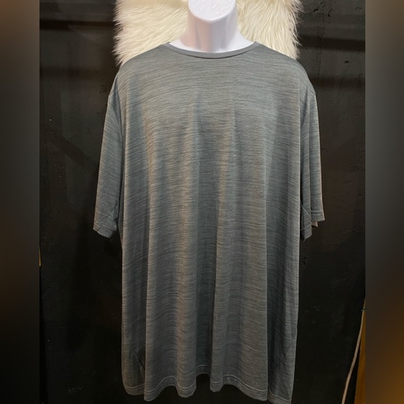 tek gear | Shirts | Nwot Tek Gear Dry Lightweight Stretchy Mens Shirt ...